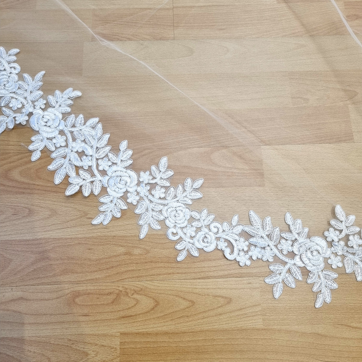 ARABIA Velo Ivory 5 Metros Abajo Formas Delgado – Petit Atelier Bridal